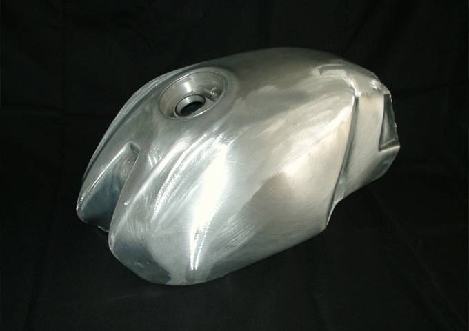DUCATI Monster 900 [Carburated] Hand Crafted Aluminum Fuel Tank: 94-99